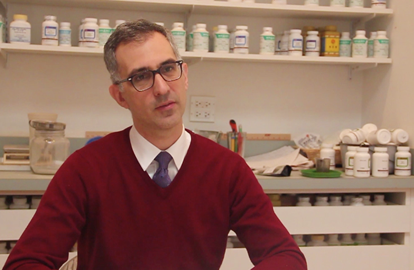 VIDEO: East meets West: Acupuncturist crosses cultures in Chicago - Medill Reports Chicago